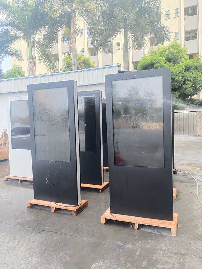 55 inch Floor Stand Outdoor Digital Signage Information Kiosks